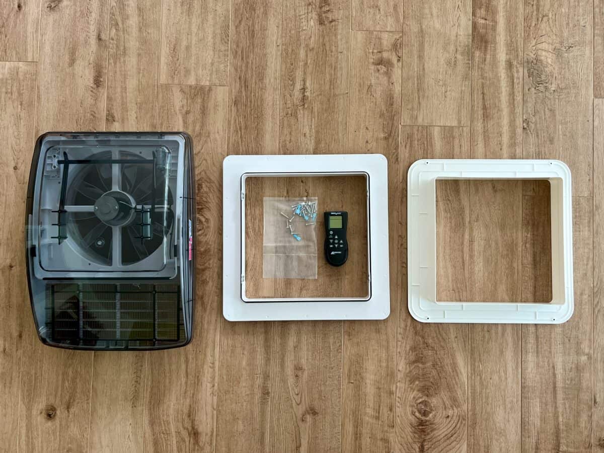 Einbau und Tricks für MAXXFAN Deluxe Dachluke mit Ventilator | camper.help